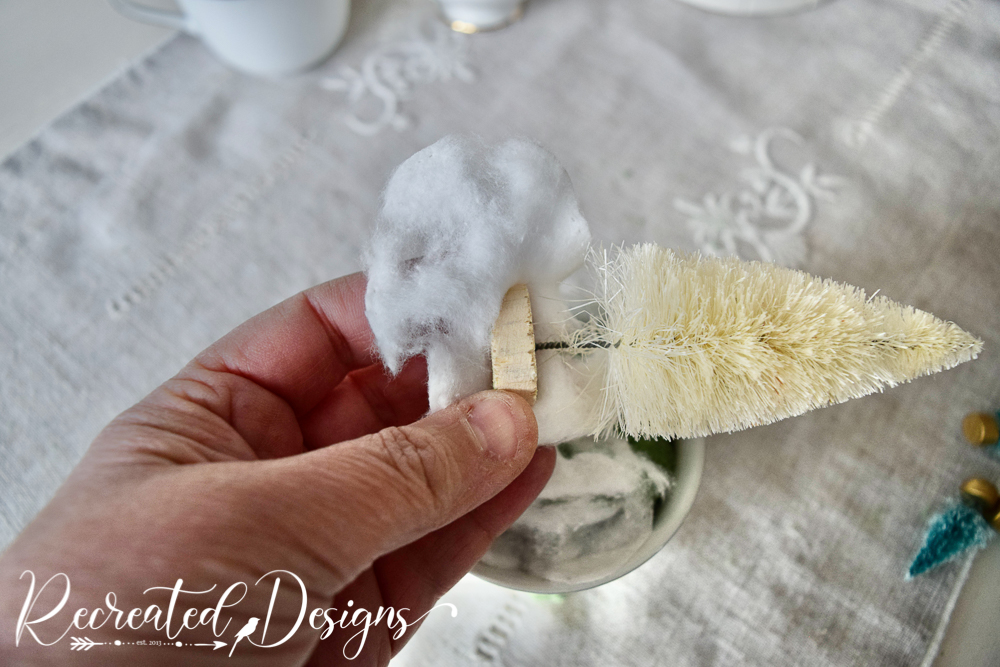 Turn Cherished Vintage Teacups Into Sweet and Charming Holiday Decor ...