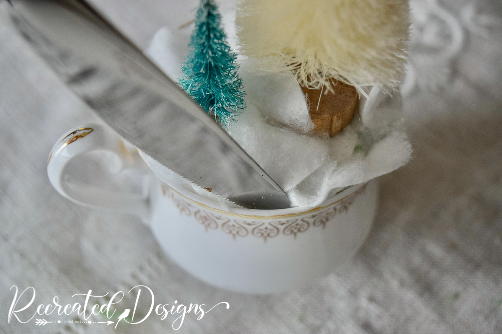 Turn Cherished Vintage Teacups Into Sweet and Charming Holiday Decor ...